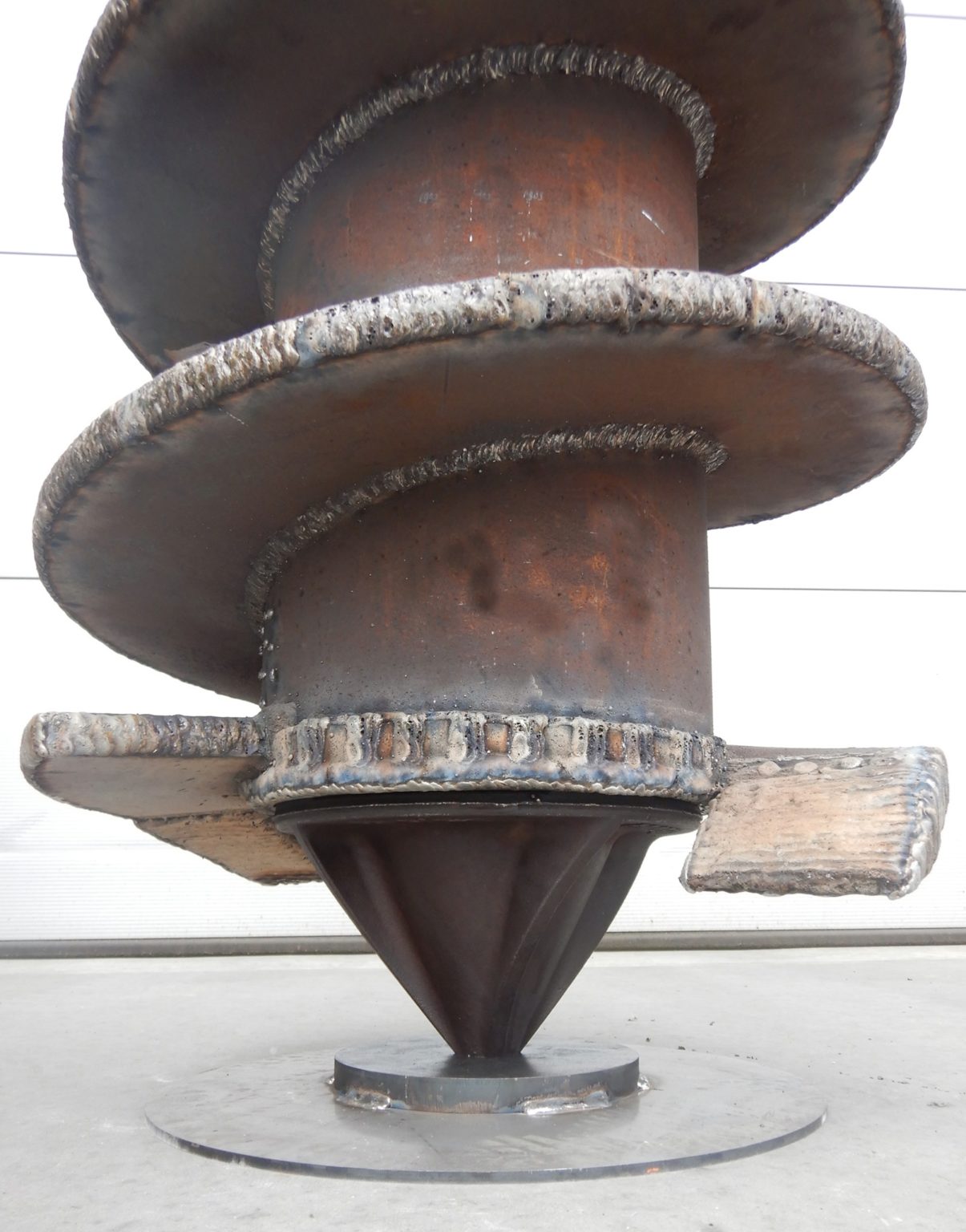 Traditional full displacement auger head - Olivier